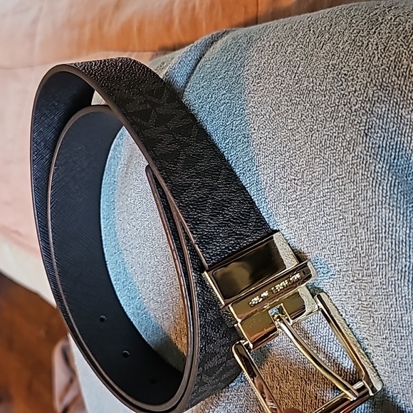 Michael Kors | Accessories | Stunning Michael Kors Mk Logo Belt | Poshmark